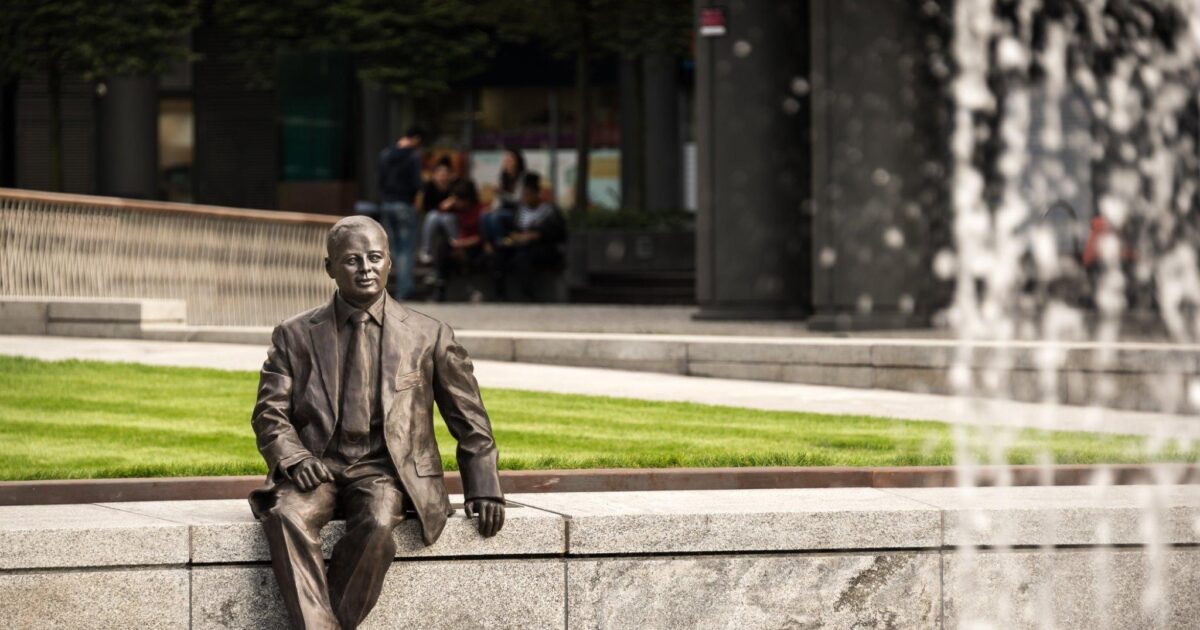 3 Merchant Square | Frosts Landscapes